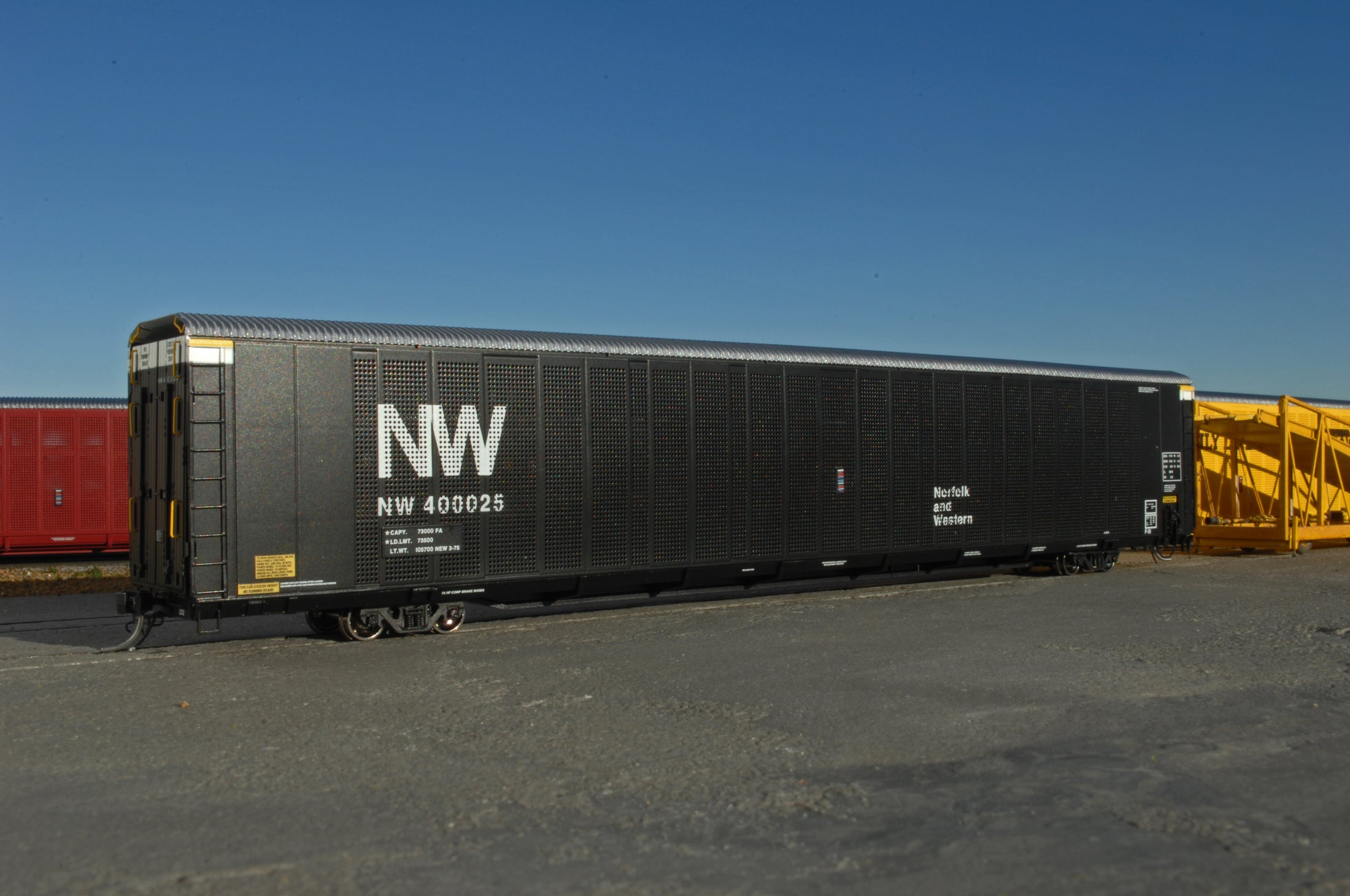 NEW LAUNCH: Safe-Pak AutoRack Cars – Roka Models